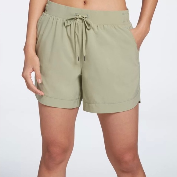 CALIA by Carrie Underwood | Shorts | Calia By Carrie Underwood Womans Journey Woven 5 Shorts ...